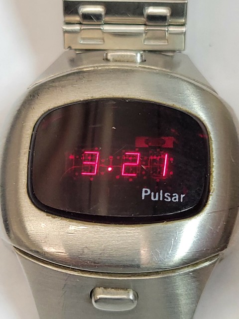 P4 パルサー Time Computer 【超激レア美品】Pulsar LED - nimfomane.com