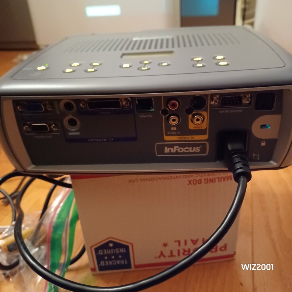 Infocus LP640 DLP Projector 2200 LM 16:9 1400x1050 181 Lamp Hours ...