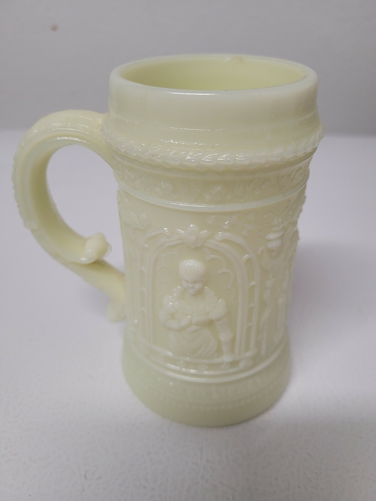 Westmoreland Greentown Serenade Antique Yellow Milk Custard Glass Stein ...