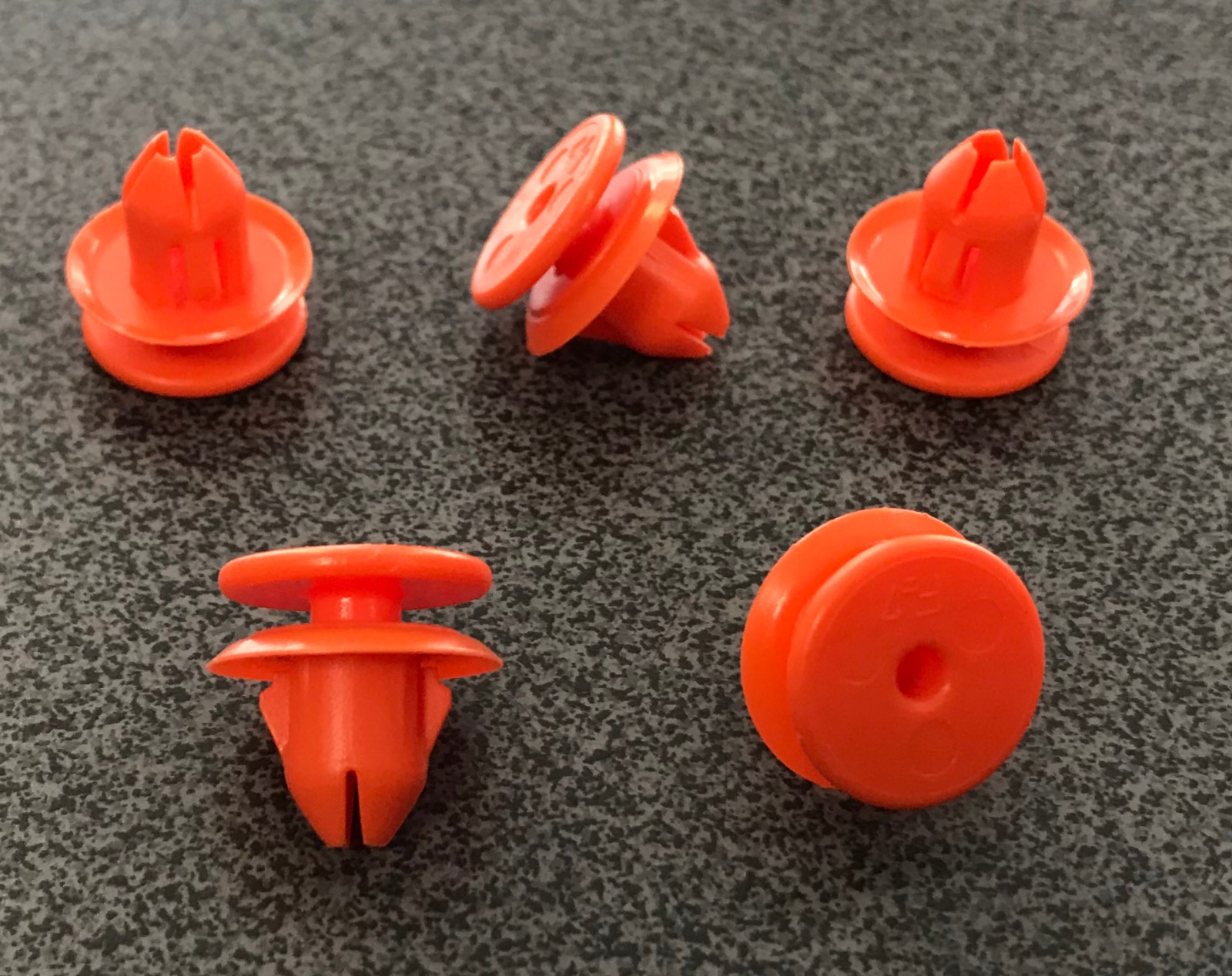 Volvo V70 XC70 XC60 XC90 Fender Molding Clips 8659732 5PCS | eBay