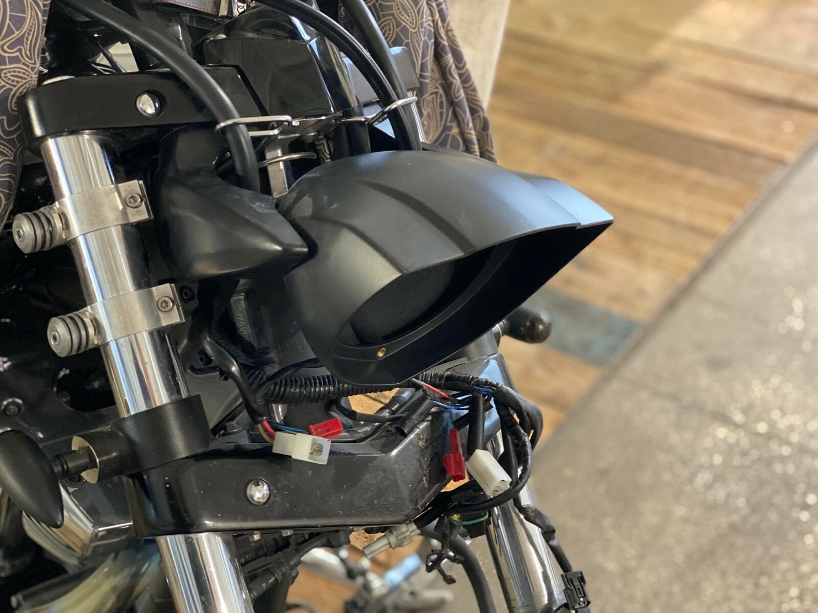 Yamaha Raider xv1900 front headlight bucket for 5.75" 5 3/4" led light ...