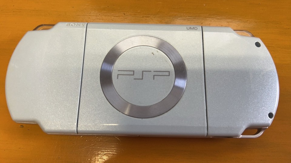 PSP "Playstation Portable" Felicia Blue (PSP-2000 FB) game Console only ...