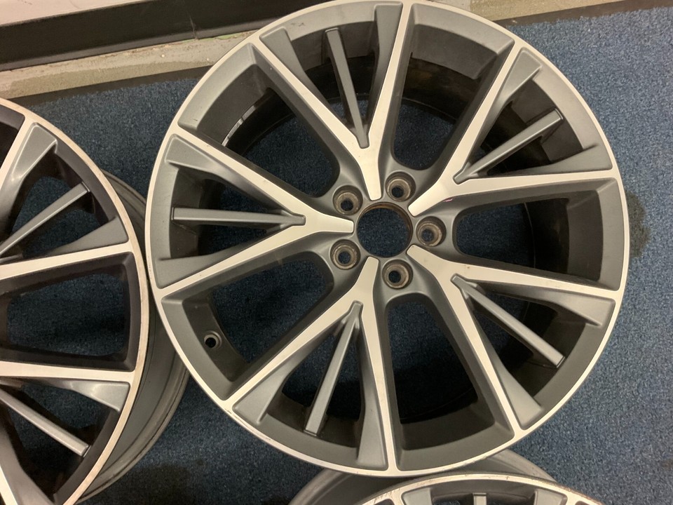 17-20 Volvo S90 V90 19"x8 1/2" 5 Spoke Technical matt black Set of four ...