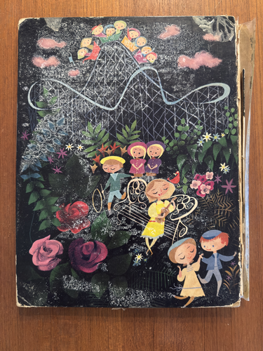 The New Golden Song Book: A Giant Golden Book - Songs and Singing Games ...