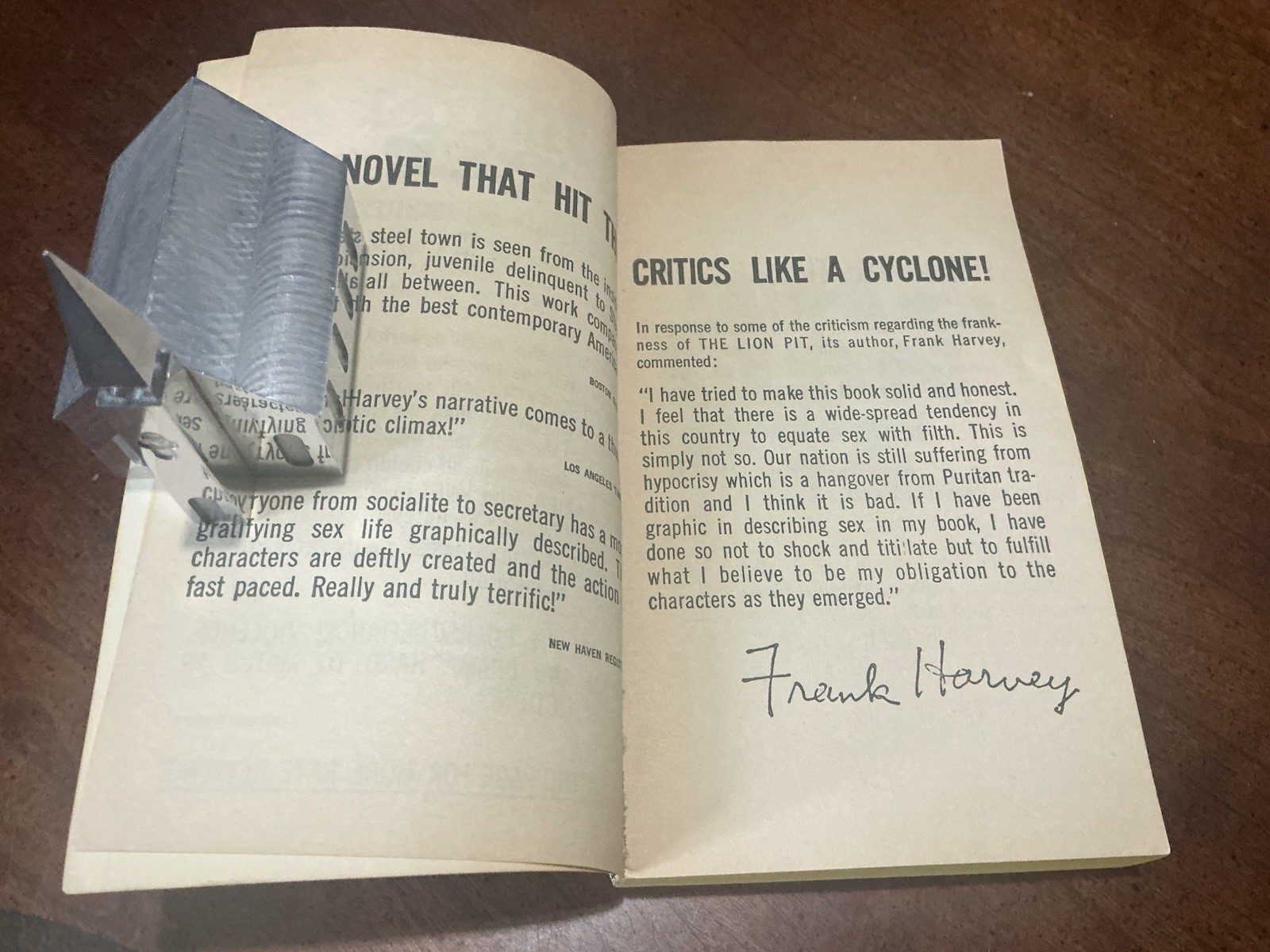 The Lion Pit by Frank Harvey 1962 vintage Bantam books paperback | eBay