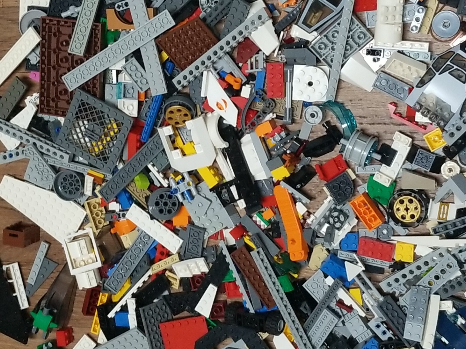 5 lbs. Pound Lot of Assorted LEGOS (Bricks, Pieces and Parts) Bulk Star ...