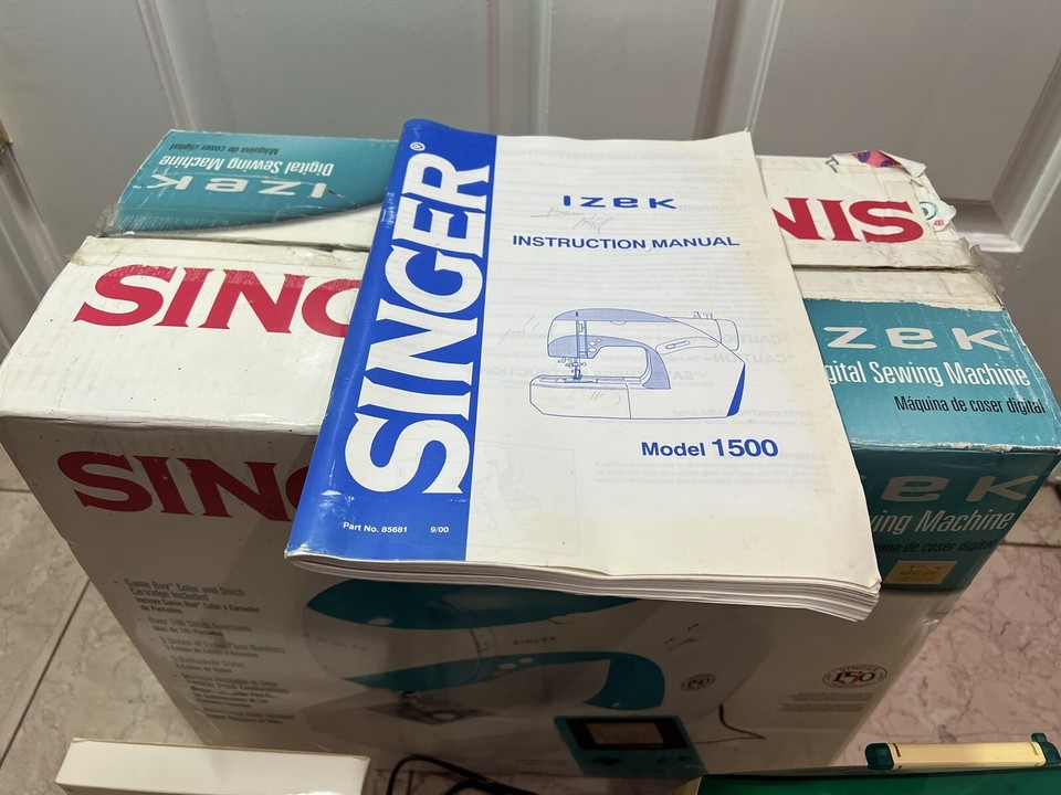 Singer Izek Sewing Machine Gameboy Color Works! Please Read Description ...