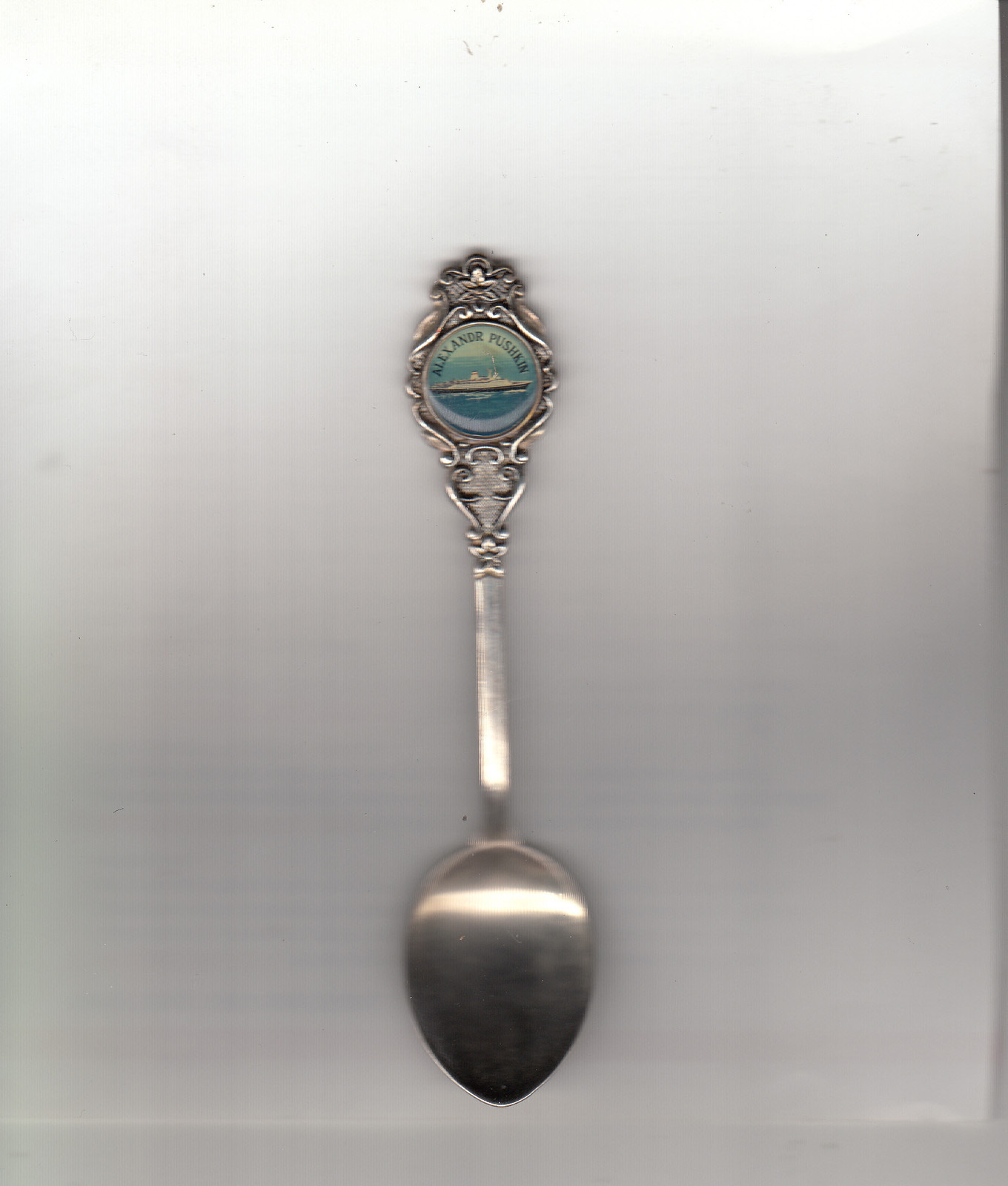 Ship-Cruise Ship-Alexandr Pushkin-1966-[Cameo 1980s Spoon]-Souvenir ...