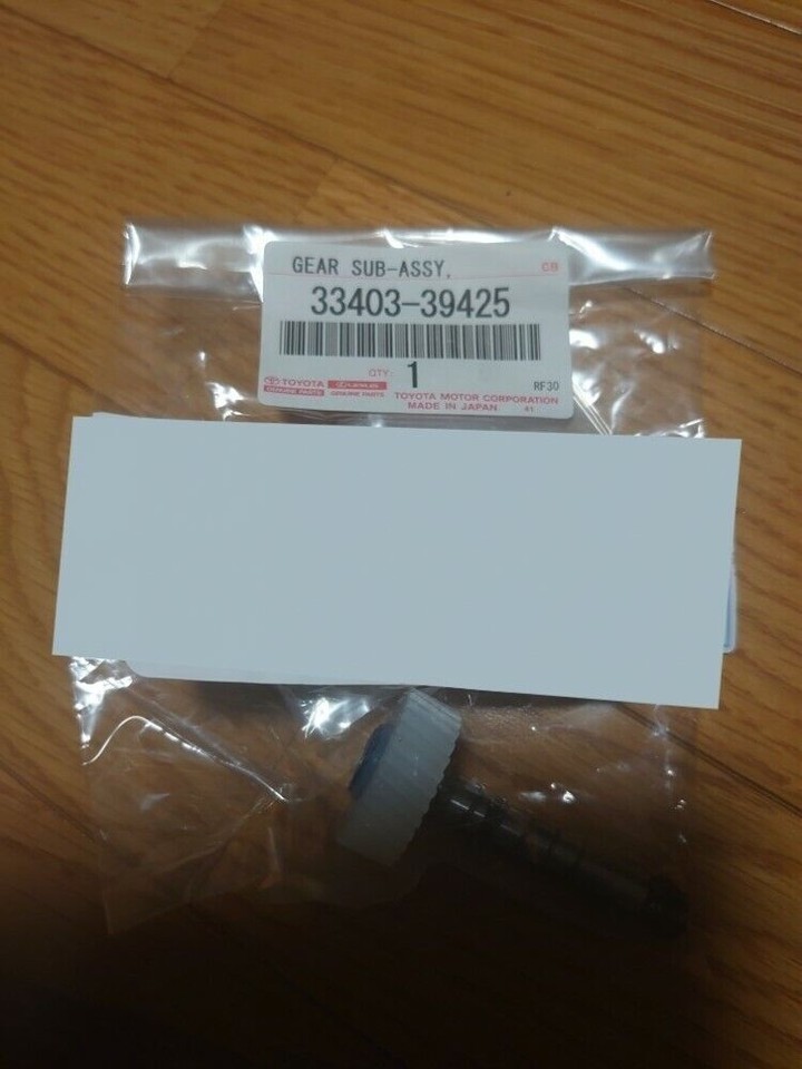 Toyota Gear sub-assy, speedometer driven (mtm) 33403-39425 Genuine OEM ...