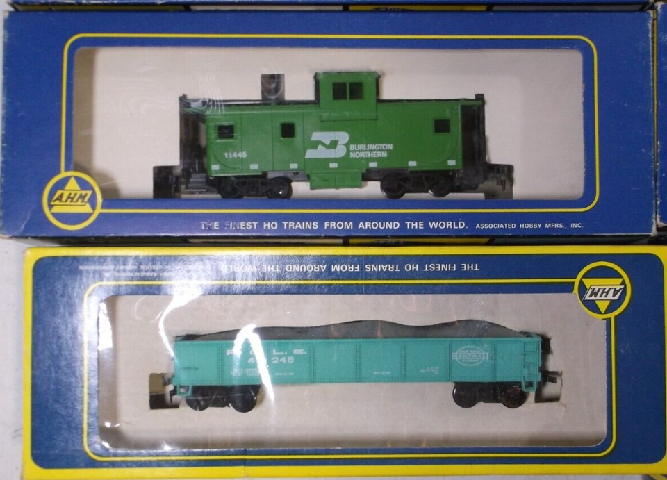 (16) HO AHM train cars in original boxes | eBay