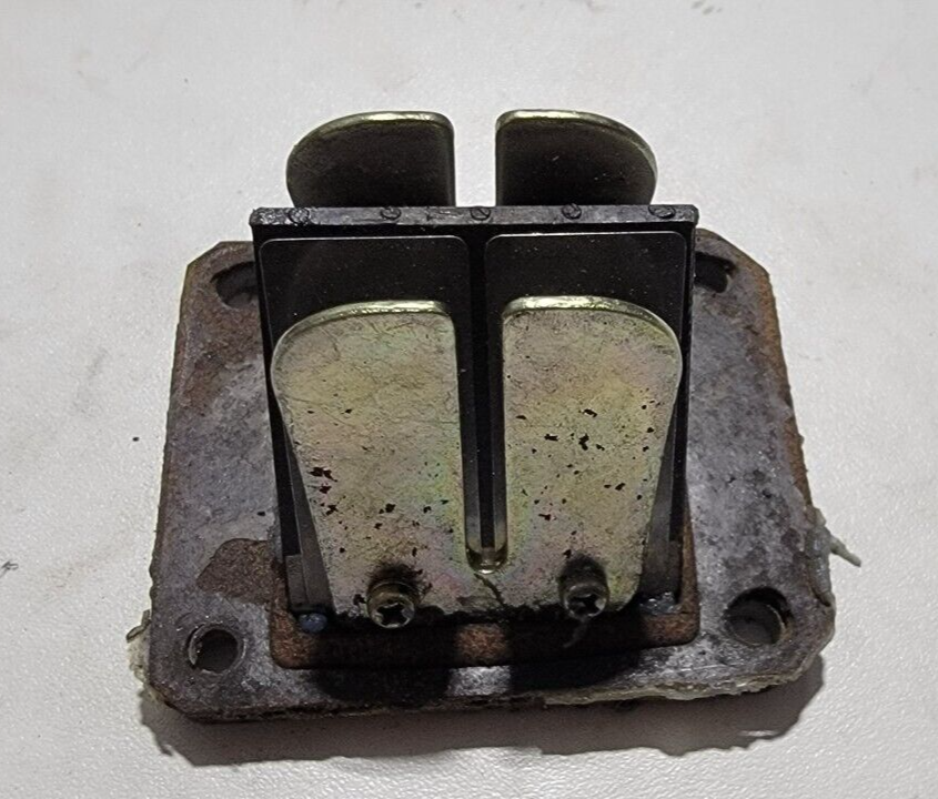 Reed Valve Cage Assembly 1978 Yamaha DT125E 78 DT 125 DT125 | eBay