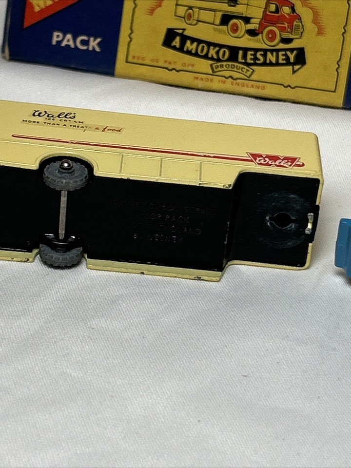 Matchbox Lesney Major Packs M-2 Wall's Ic Cream Truck- DARK CREAM ...