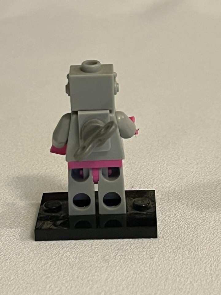 LEGO LADY ROBOT - Series 11 Minifig - Loose, Assembled - Very Good Used ...