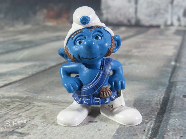 Smurfs 20732 Gutsy Smurf Scottish Kilt Figure Vintage Figurine PVC Toy ...