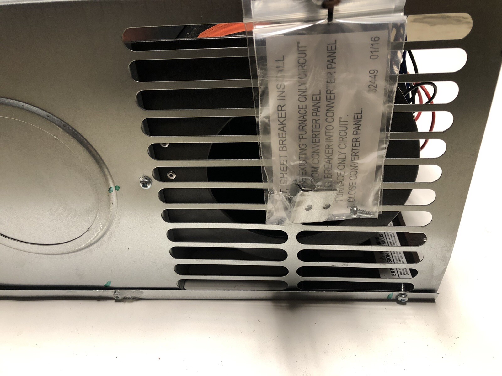 Dometic 40K BTU RV& Motorhome Furnace DFLD40111 40,000 LP Gas Furance ...