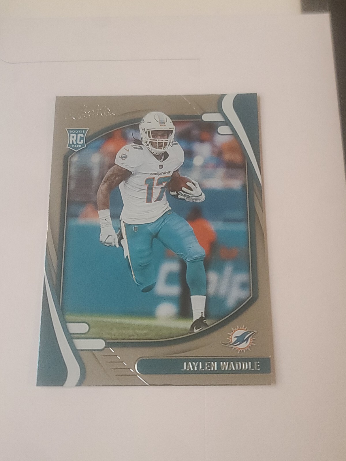 2021 Panini Absolute Football Jaylen Waddle Rookie Card RC #106 Miami ...