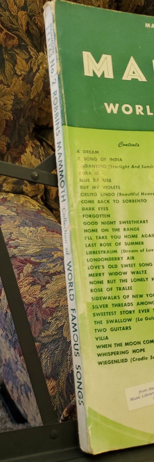 Robbins Mammoth Collection of World Famous Songs - 1939 Edited By Hugo ...