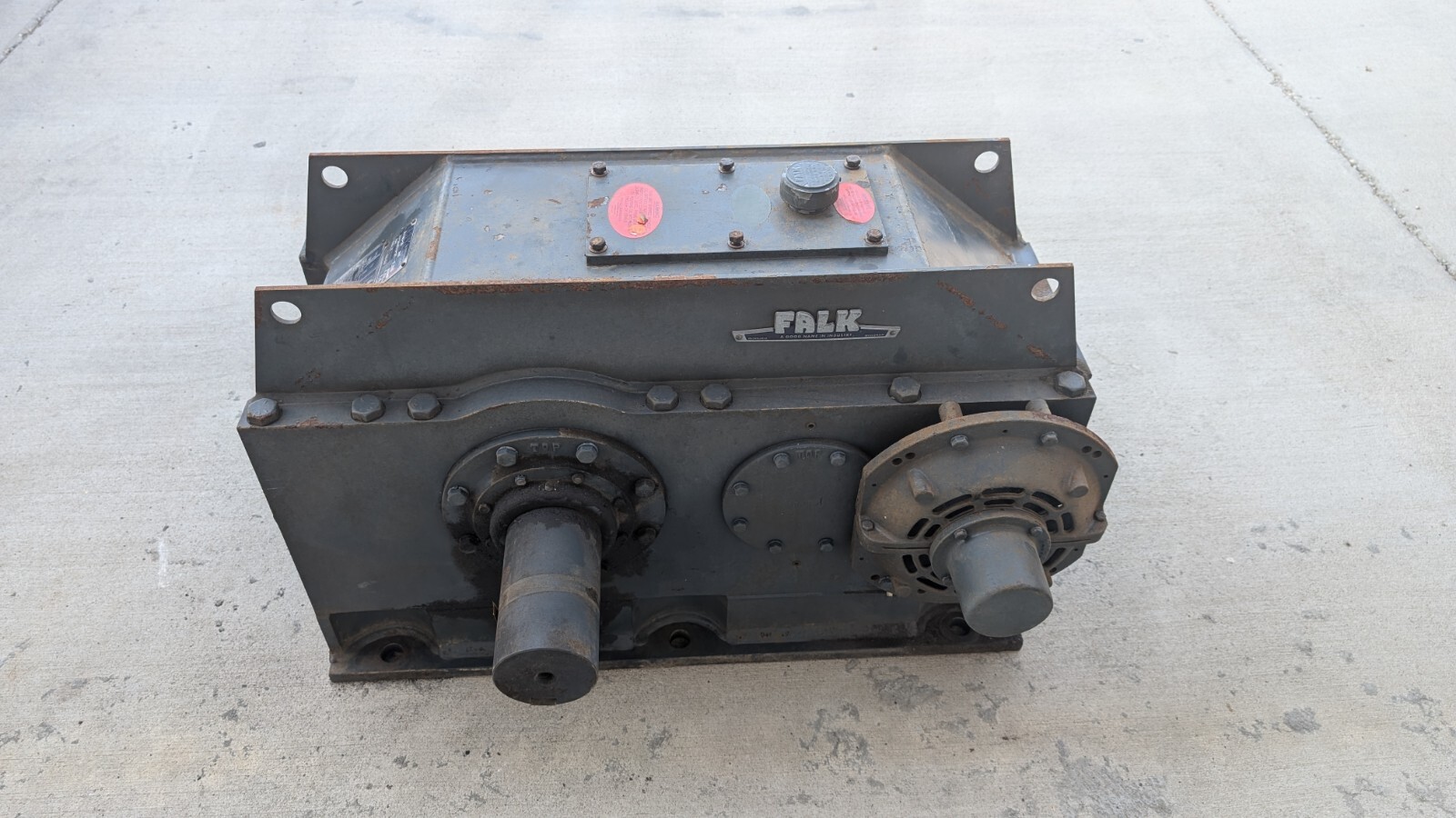 Falk Parallel Shaft Gearbox, 365A2-AB, 86 BHP, 7.745:1 Ratio, 900 In ...