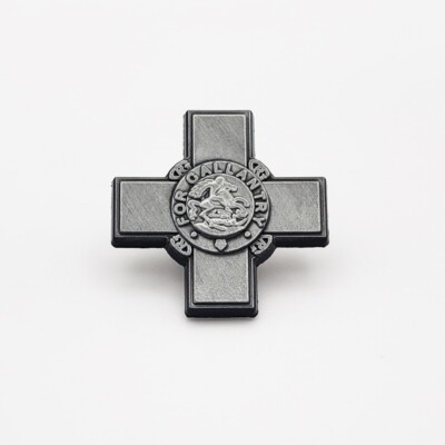 GEROGE CROSS NHS AMBULANCE STAFF PIN BADGE | eBay UK