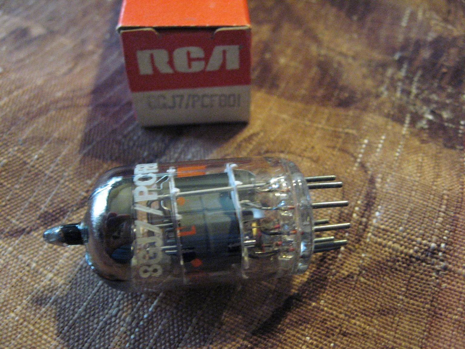 Vintage Radio TV Electron Vacuum Tube 6CS6 12BR7 19HR6 10JY8 25EH5 ...