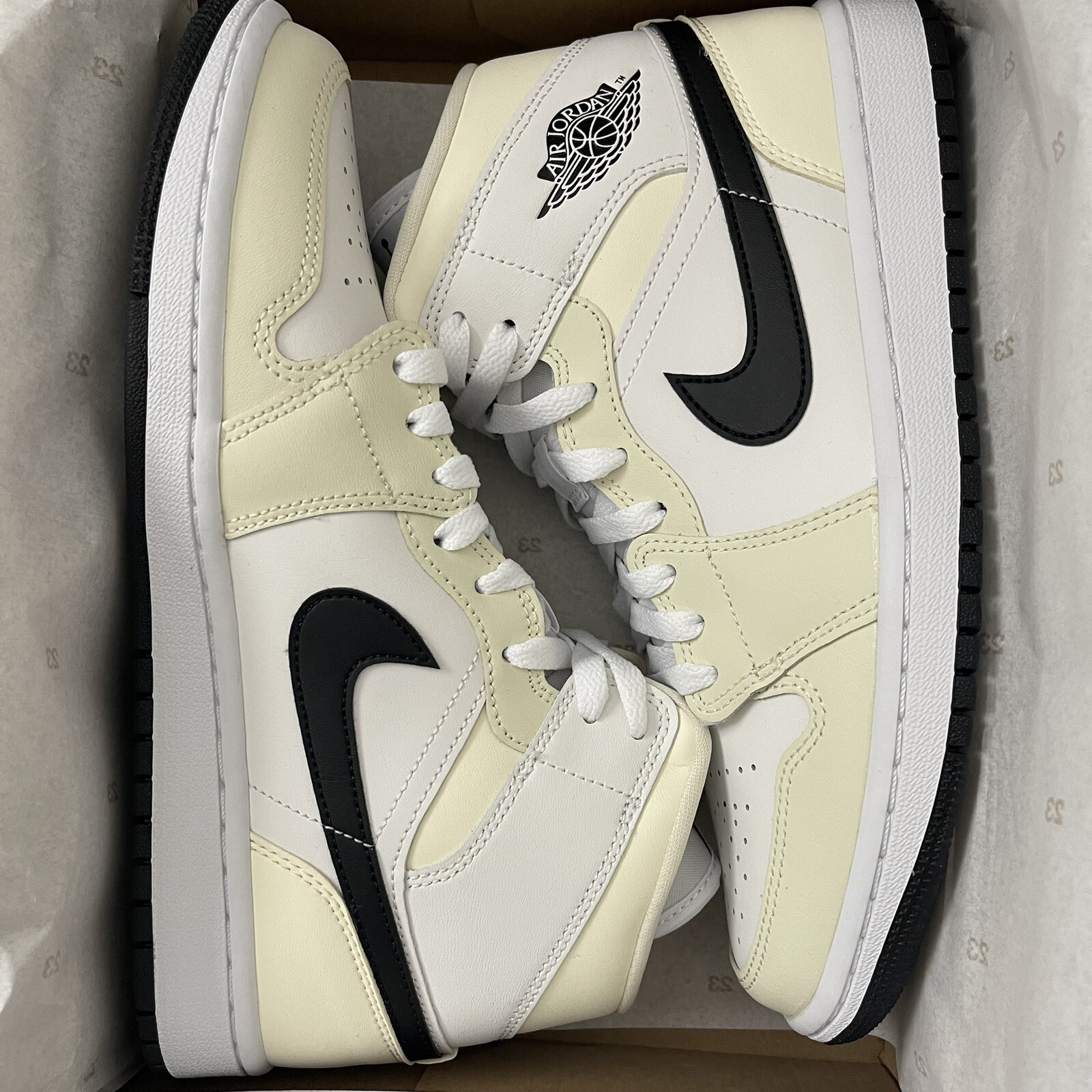 Nike Air Jordan 1 Mid Women's Size 9.5 / Men's 8 Coconut Milk BQ6472 ...