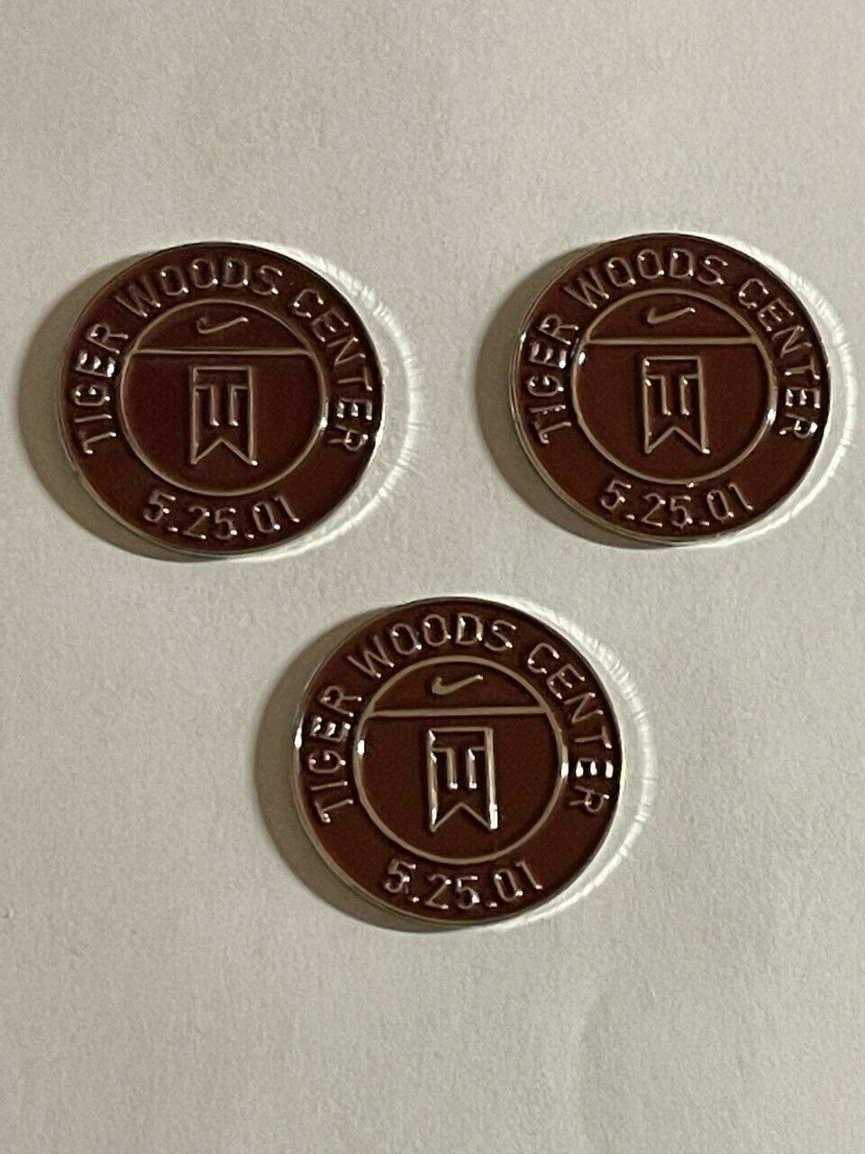 (3) Nike Tiger Woods Conference Center Commemorative 1" Coin Style Golf ...