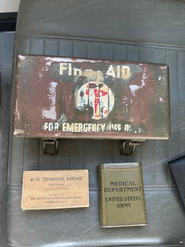 WWII Jeep First Aid Kit, Medical Tin & Bandage | eBay