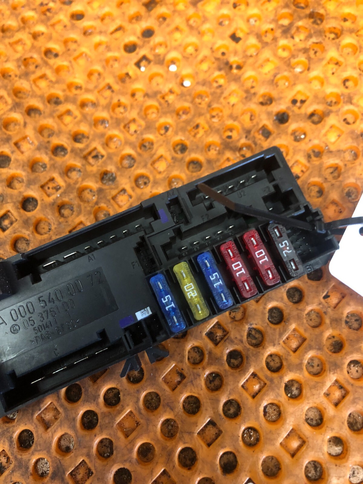 MERCEDES CLK FUSE BOX W208 CLK230 FRONT FUSE BOX RELAY BOX A0005400072 ...