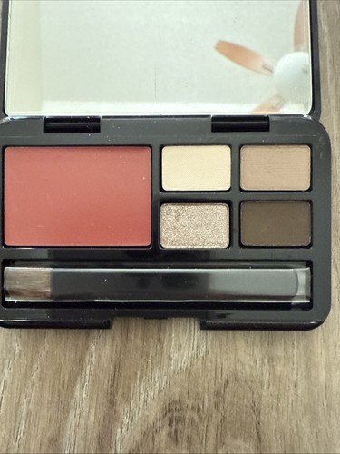 New Bobbi Brown Classic Eye & Cheek Palette Rose ,ivory, cement ...