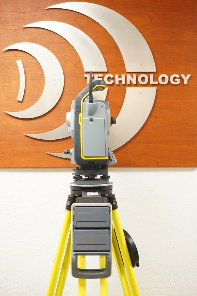Trimble S7 2" Robotic Total Station R12i & R12 GNSS RTK Vision TSC7 IS ...