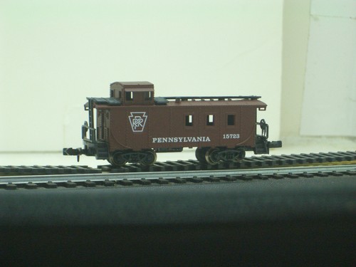 N SCALE IHC PRR 3 WINDOW STANDARD CABOOSE PENNSYVANIA R.R. MEHANO/IHC # ...
