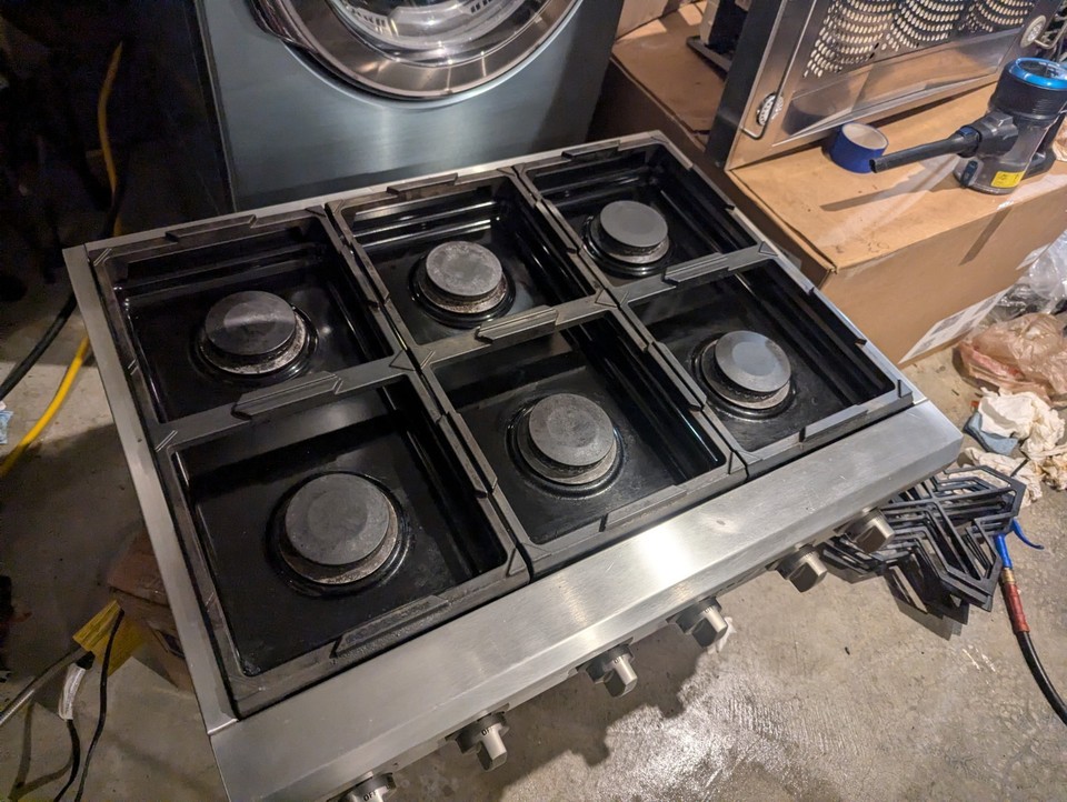 GE MONOGRAM PROFESSIONAL SERIES ZHU366NP1SS 36" NATURAL GAS RANGE TOP ...