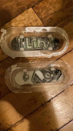 2 Glow In The Dark Tech Decks Blind And Alien workshop | eBay