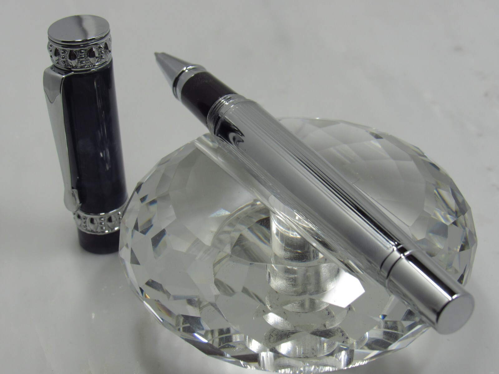 GORGEOUS HIGH QUALITY MONTEFIORE BLUE & ORNATE SILVER & ETCHED SILVER ...