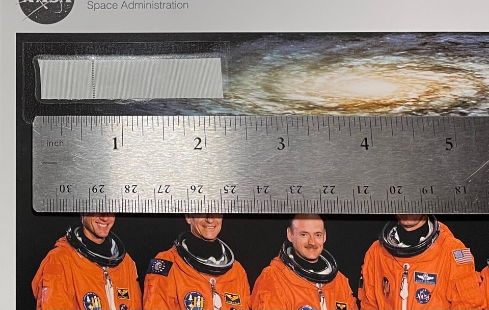 STS-103 FLOWN IN SPACE BAY LINER ARTIFACT RELIC SWATCH ON MISSION CREW LITHO | eBay