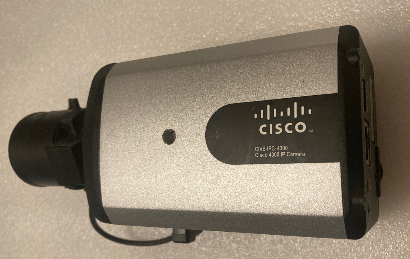 Cisco CIVS-IPC-43004300 IP HD Video Surv. Camera Day/Night HSS with ...