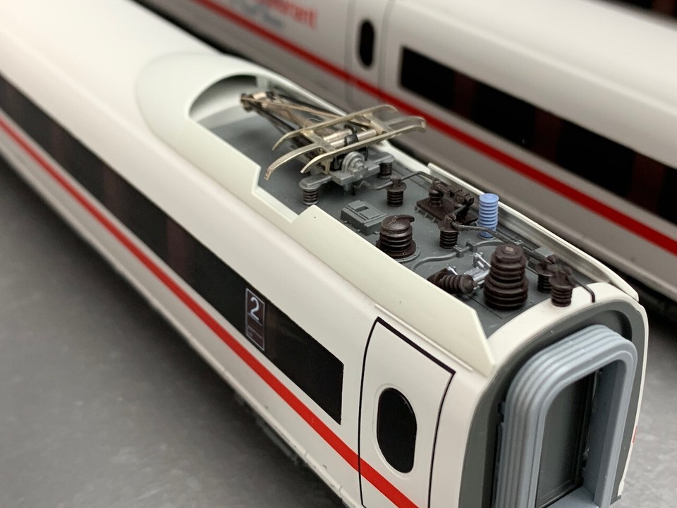 Märklin Digital HO 37783 DB ICE-3 Powered Railcar Train Class 403 Set ...