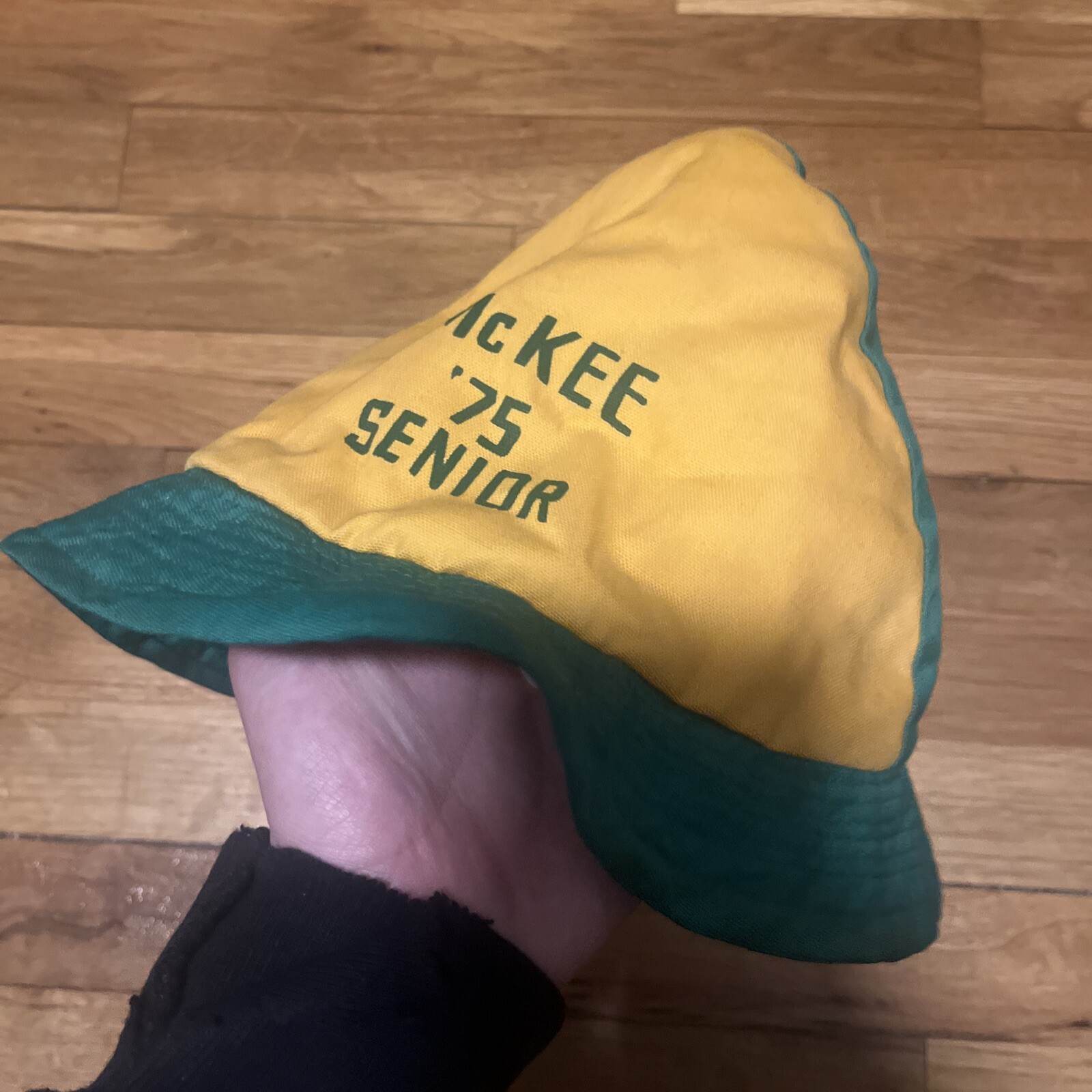 vintage 1970s bucket hat pe hat seniors 1975 mckee tr… - Gem