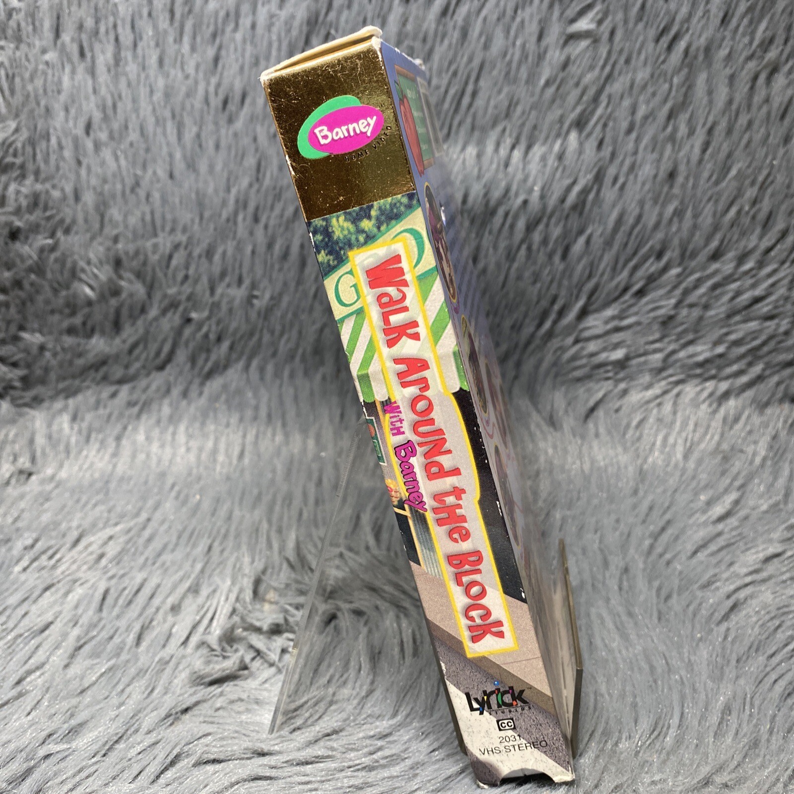 Barney - Walk Around the Block with Barney | Grelly USA