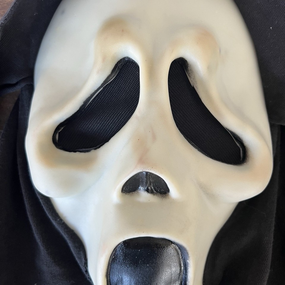 Scream Ghost Face Mask Fun World Div Generation Gen 2 Cotton Shroud ...