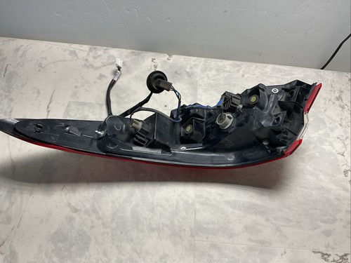 2018-2020 Toyota Camry Left Side Quarter Panel Outer Taillight Lamp ...