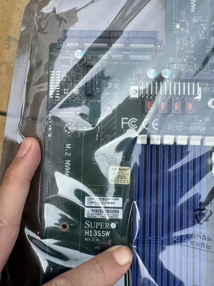 Supermicro H13SSW REV2.01 supports AMD EPYC 9004-9005 series processors ...