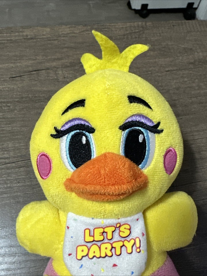 2016 Funko FNAF Five Nights at Freddy's 8" Toy Chica Plush Doll RARE ...