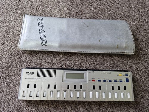 Vintage 80s small Casio VL-Tone VL-10 Music Keyboard & Calculator | eBay UK