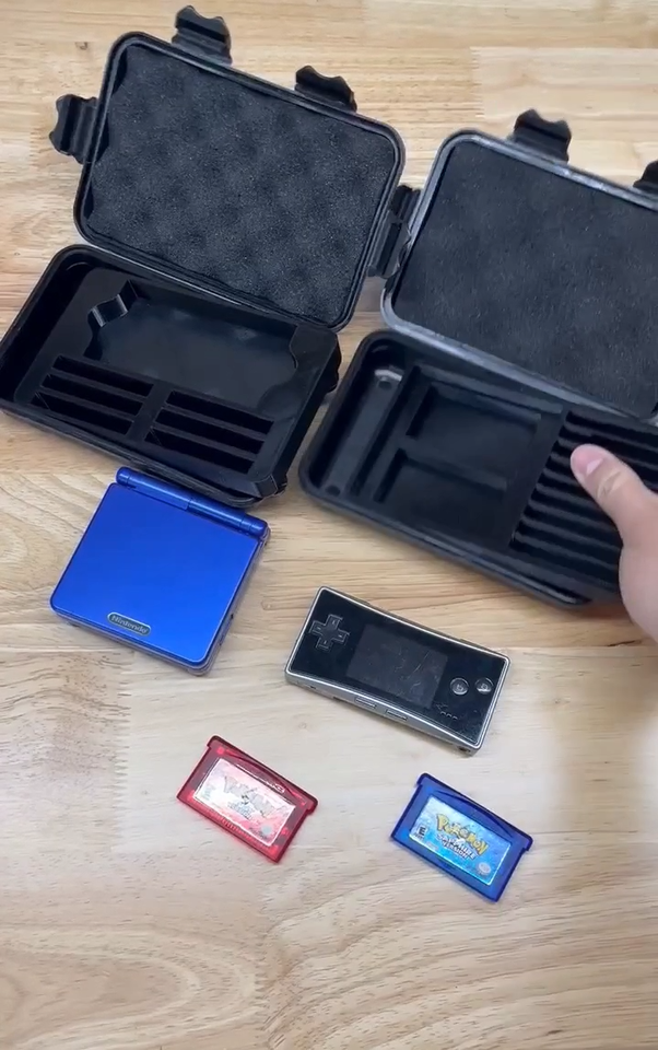 Protective Perfect Fit Carrying Case for Game Boy Advance SP Holds 12 ...