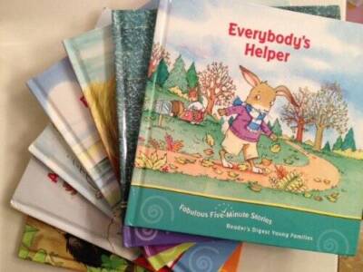Everybodys Helper (Fabulous Five-Minute Stories) - Hardcover - GOOD | eBay