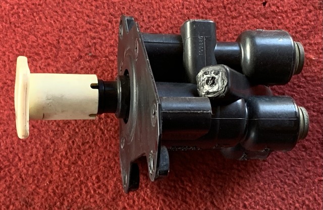 Genuine Bendix 5004770 Pp-dc Parking Brake Dash Control Valve for sale ...