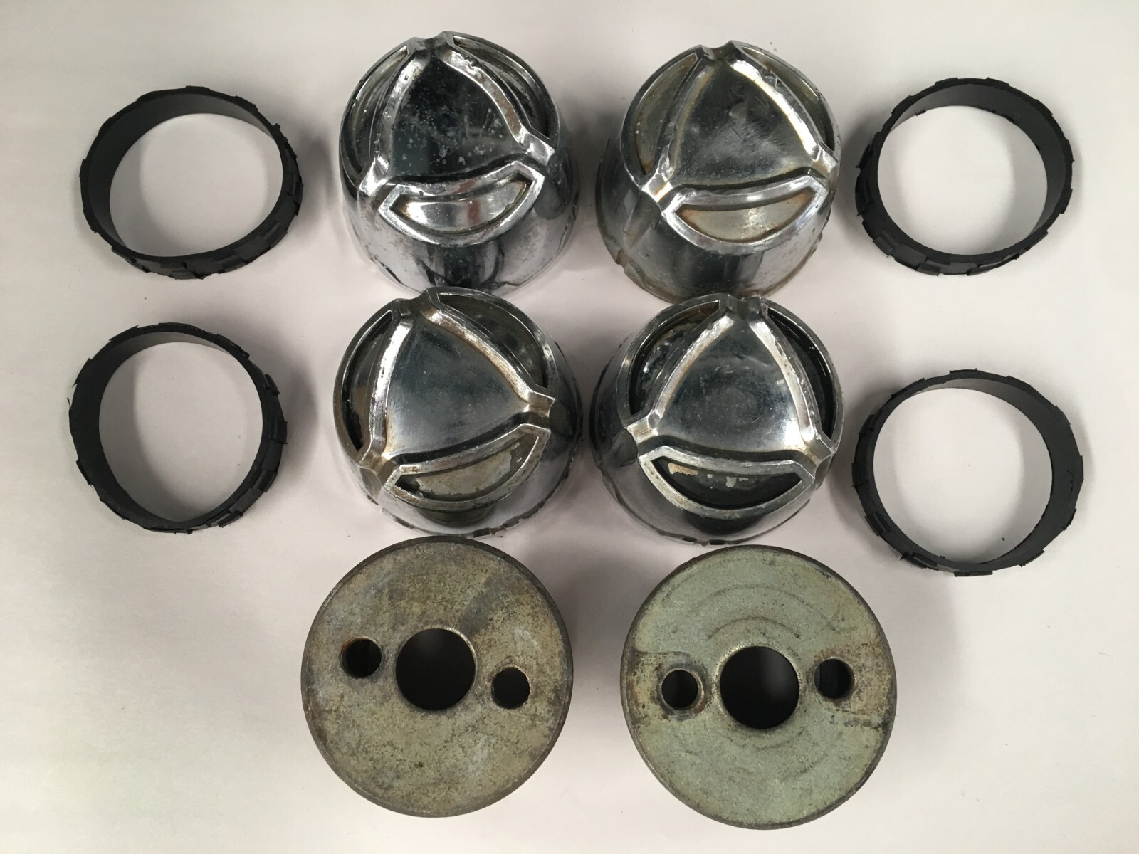 MAZDA RX3 808 CENTRE CAP ALLO SET OF 4PCS 4 RINGS 2 FITTING REAR ...