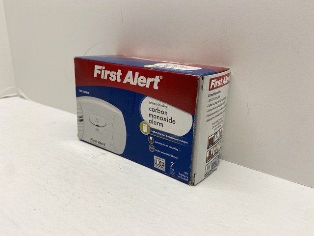 First Alert CO605 Carbon Monoxide Detector with Battery Backup - White ...
