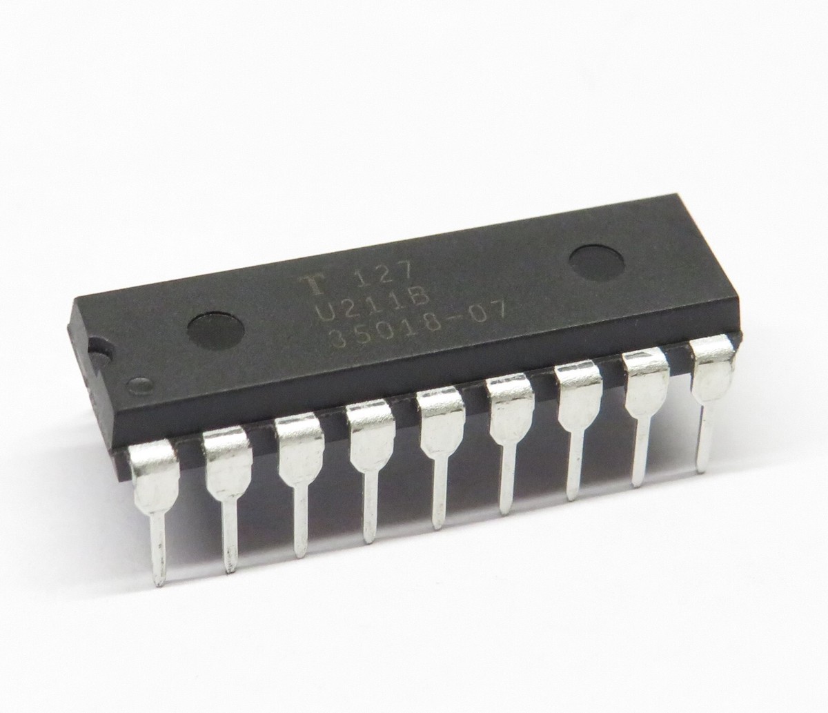 U211b Phase Control Ic With Overload Limitation UCC28950: UCC28950
